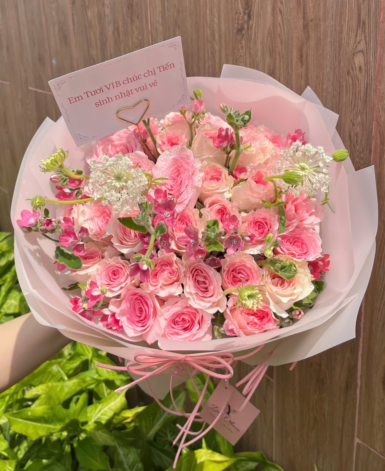 Layla Flowers - Hoa tươi Thủ Dầu Một