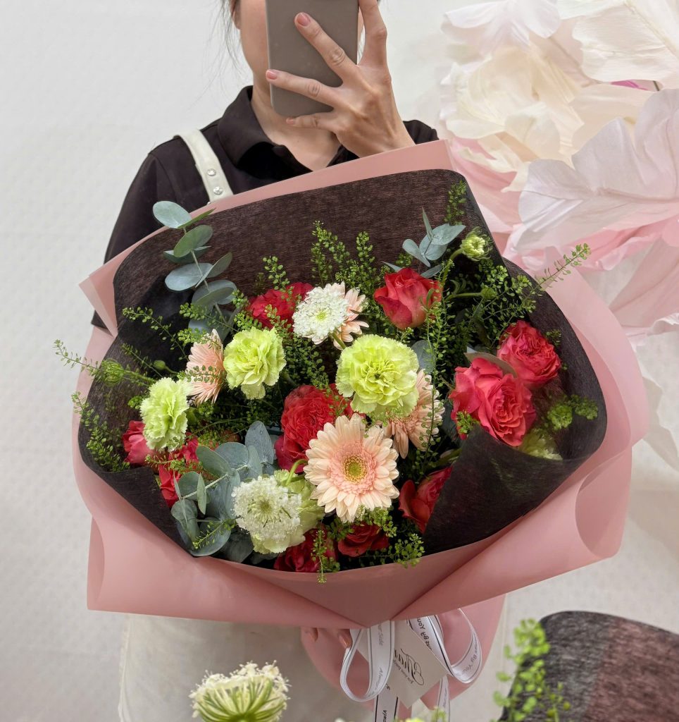 Layla Flowers - Hoa tươi Thủ Dầu Một